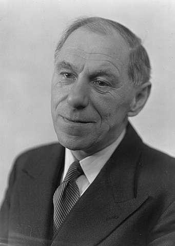 Axel Revold (1887–1962) – lokalhistoriewiki.no