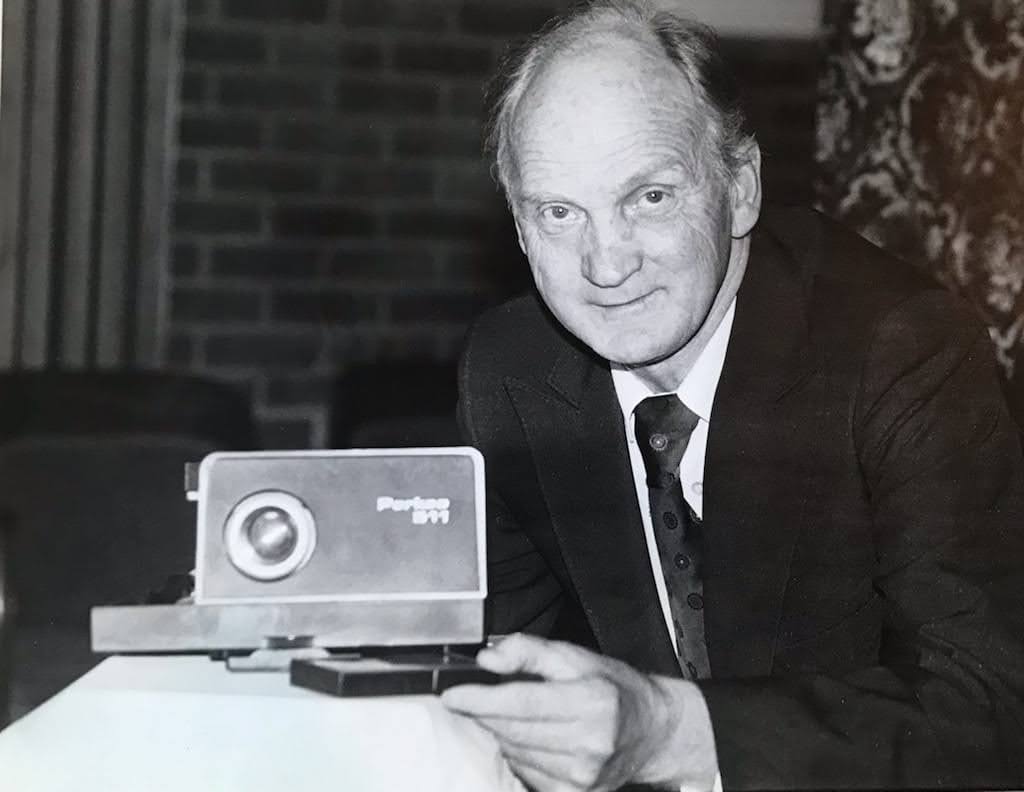 Johnny Hansen (1926–2017) – lokalhistoriewiki.no