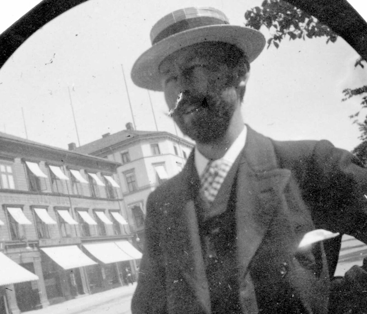 Axel Thue – lokalhistoriewiki.no