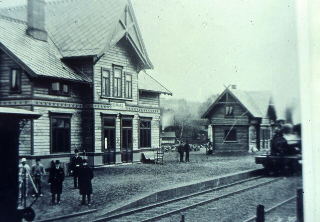 Brumunddal stasjon – lokalhistoriewiki.no