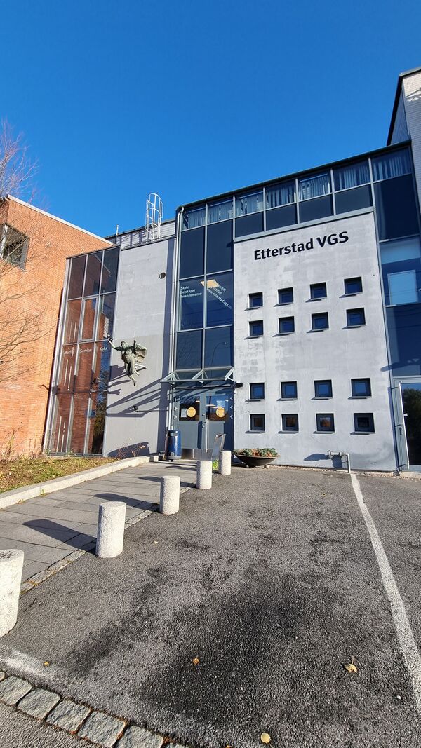 Etterstad videregående skole – lokalhistoriewiki.no