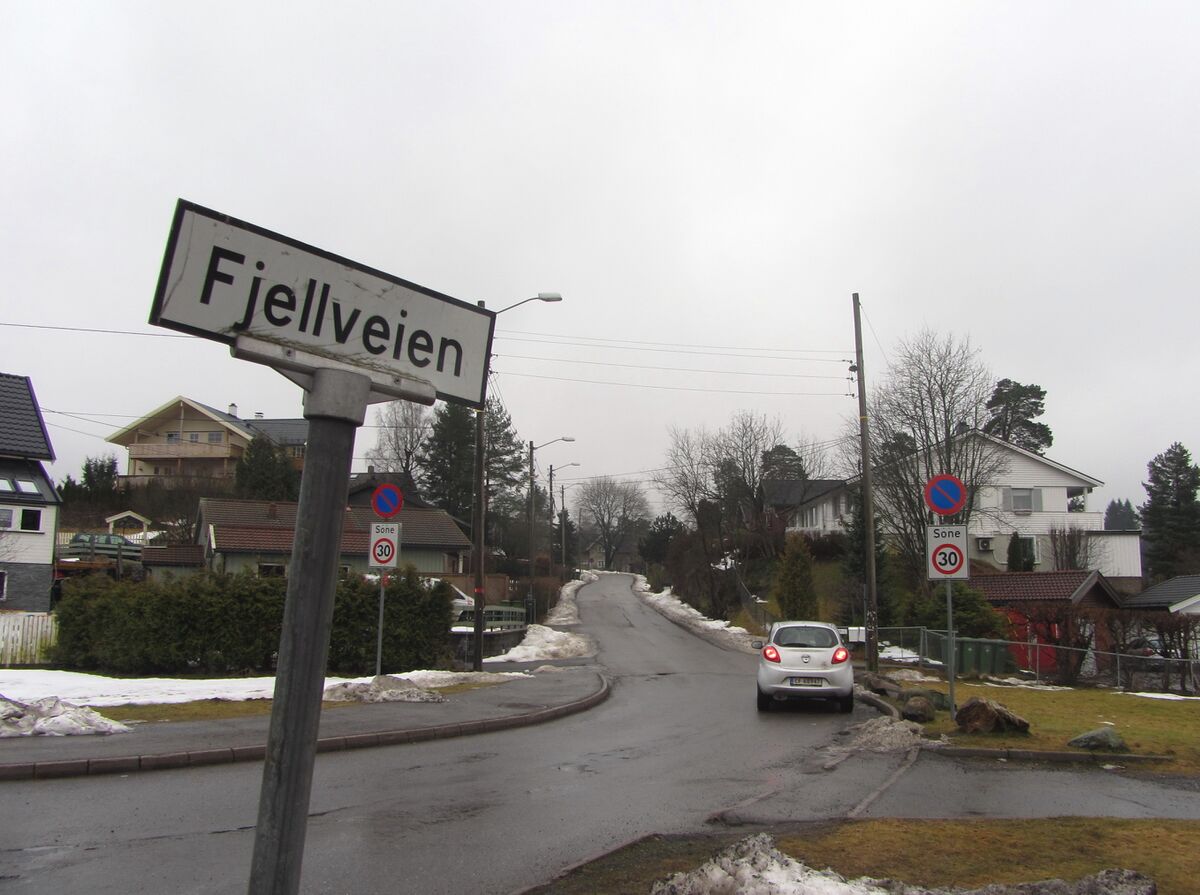 Fjellveien (Lørenskog) – lokalhistoriewiki.no