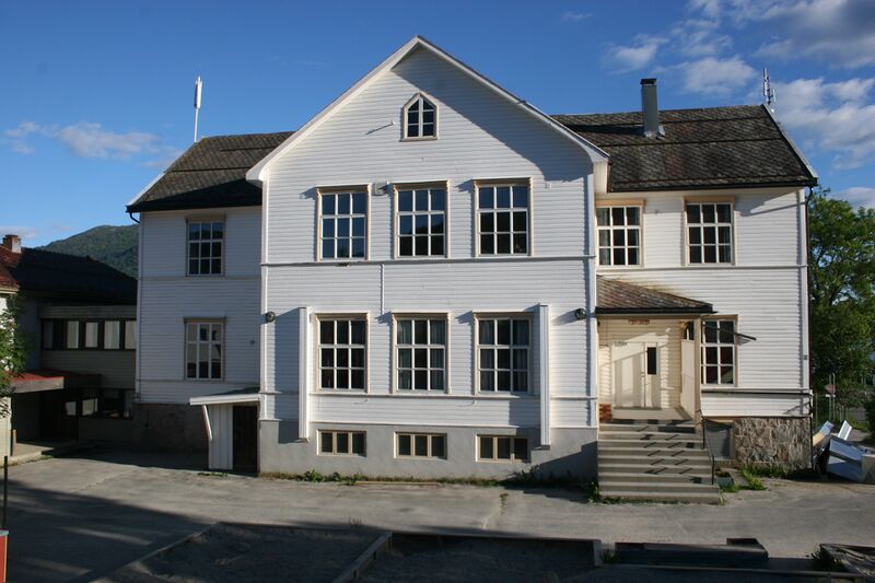 Hafslo gamle skule – lokalhistoriewiki.no