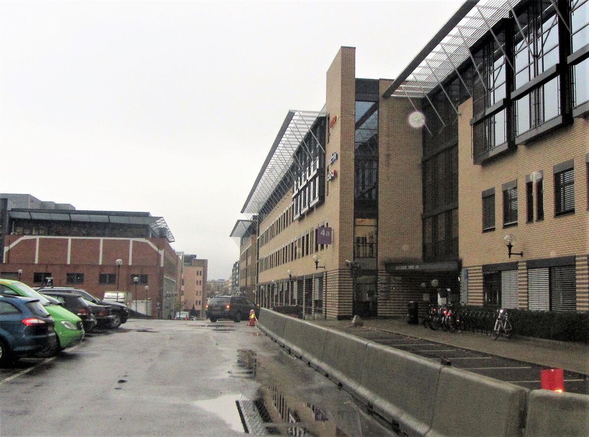 Gullhaug torg – lokalhistoriewiki.no