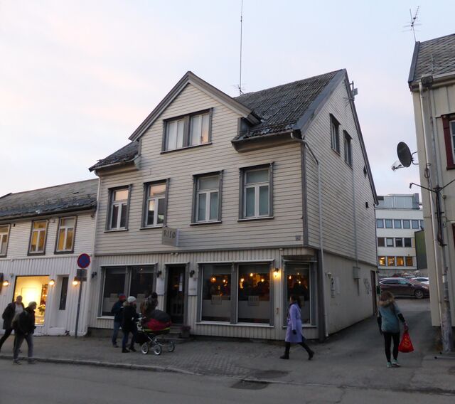 Strandgata 32 (Tromsø) – lokalhistoriewiki.no