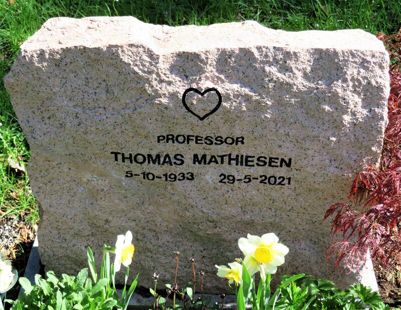 Thomas Mathiesen (1933–2021) – lokalhistoriewiki.no