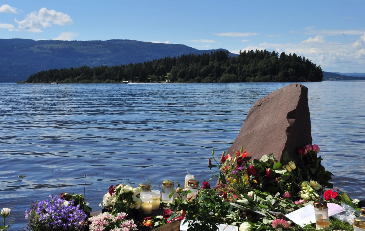 Minnesmerker etter 22. juli-terroren – lokalhistoriewiki.no