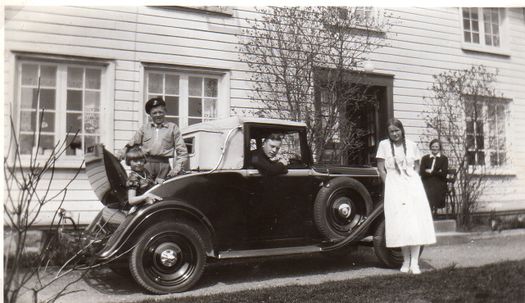 Erling O. Momrak Haugann – lokalhistoriewiki.no